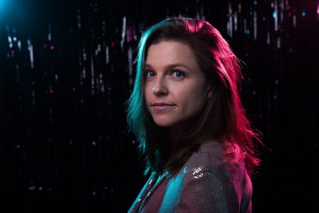 What is a hair light? (and how to use it for dramatic portrait lighting)