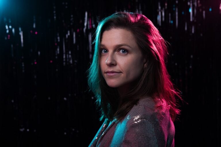 What is a hair light? (and how to use it for dramatic portrait lighting)