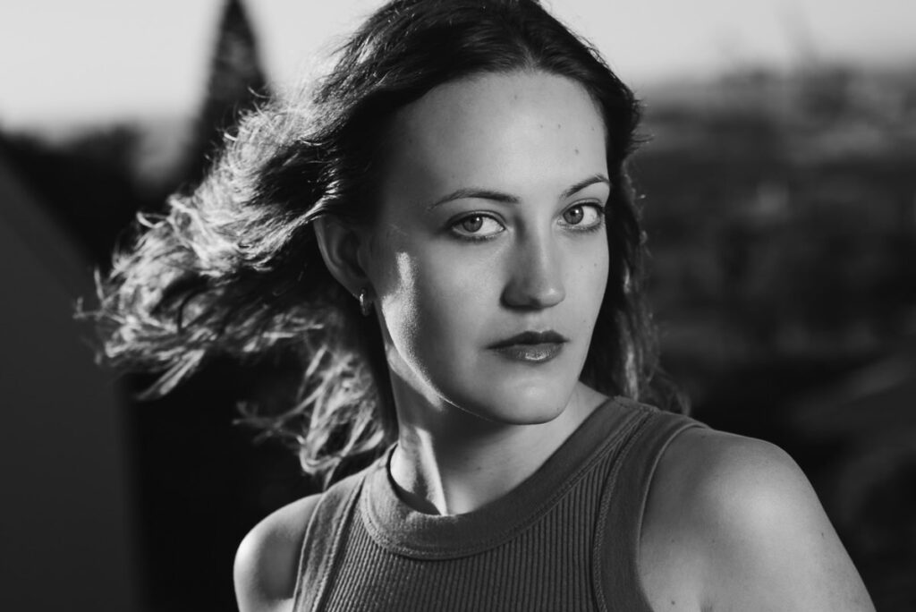 How to use shadows in portrait photography for drama