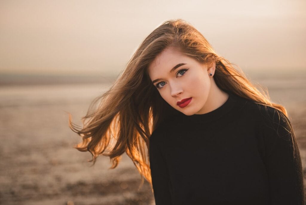 Female poses (9 expert posing tips for photographing women)