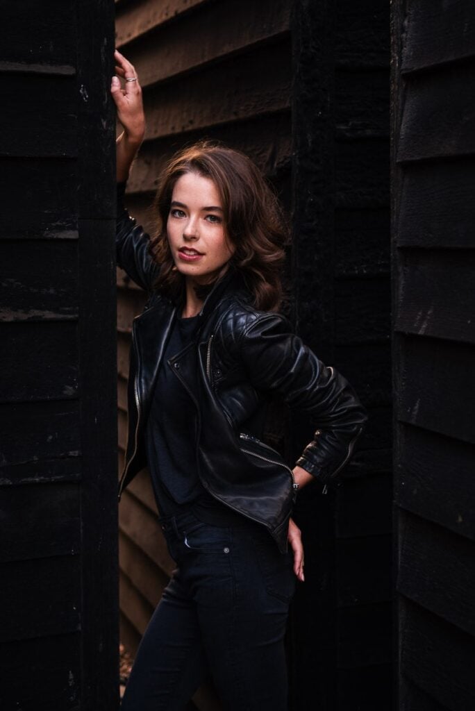 Low key photography lighting tips for dramatic photos