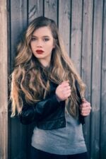 Flat light photography: how, when and why use it for portrait lighting