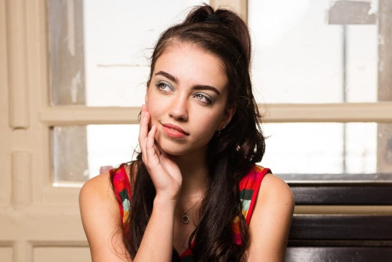 What is a key light in photography and how do you use it?