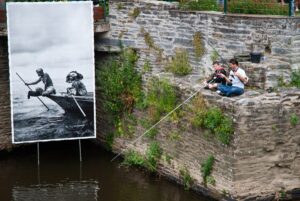 Master juxtaposition in photography for powerful composition