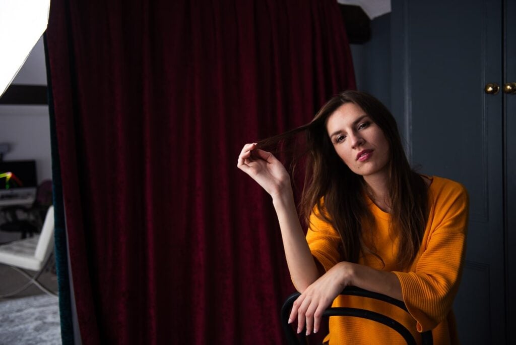 Red dress photoshoot ideas for your next studio session